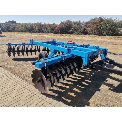 32 (16x16) Hydraulic Disc Harrow